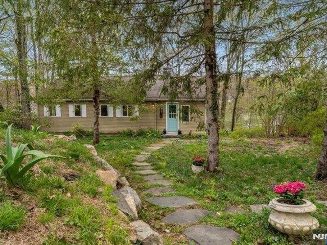 house with 3 bedroom, Vernon NJ DS102256825