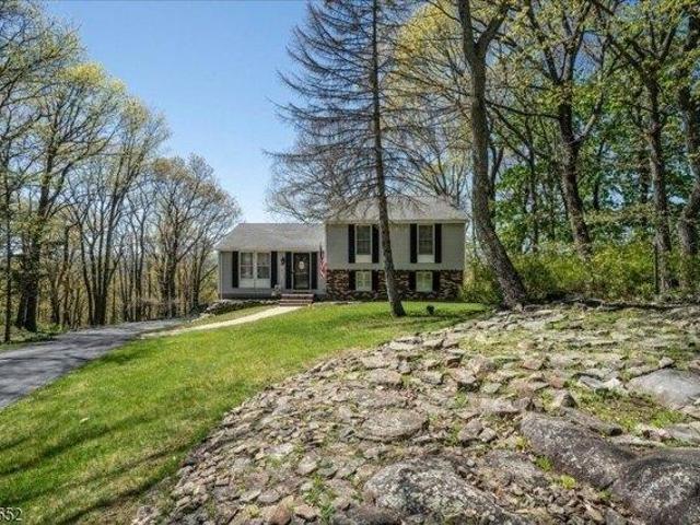 house with 3 bedroom, Vernon NJ DS102258595