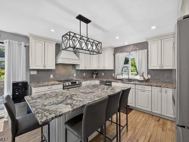 house with 3 bedroom, Vernon NJ ES105277587
