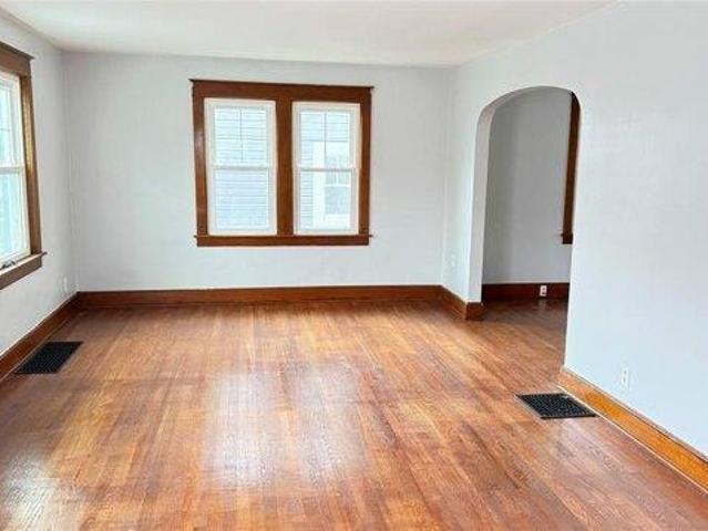 house with 3 bedroom, Vestal NY ES103628016