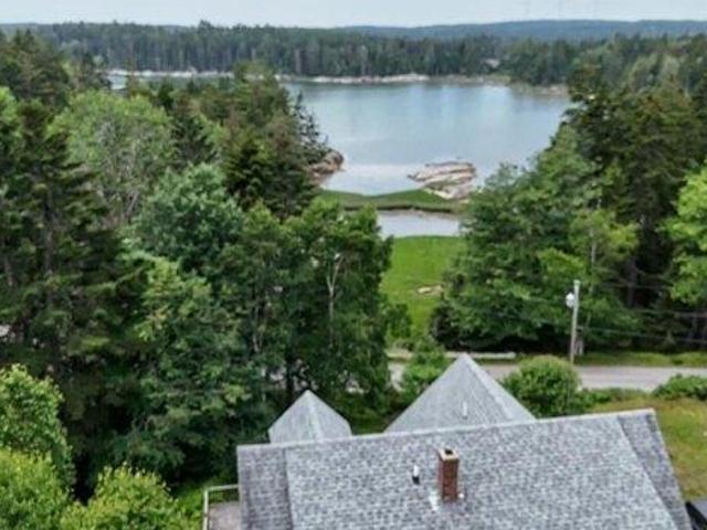 house with 3 bedroom, Vinalhaven ME ES104298478