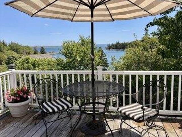 house with 3 bedroom, Vinalhaven ME ES103444759