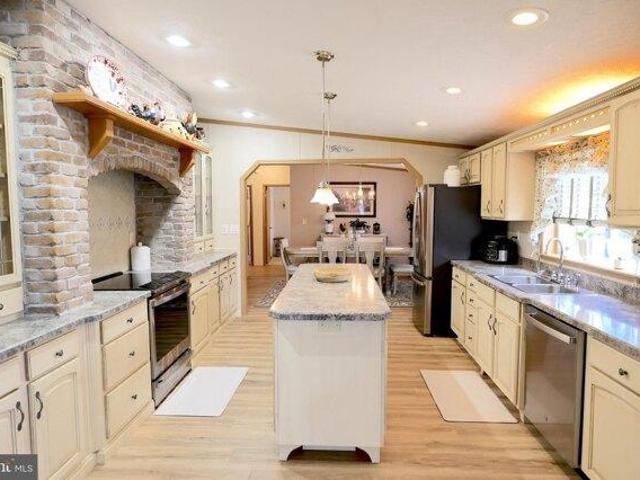 house with 3 bedroom, Vineland NJ ES105233663
