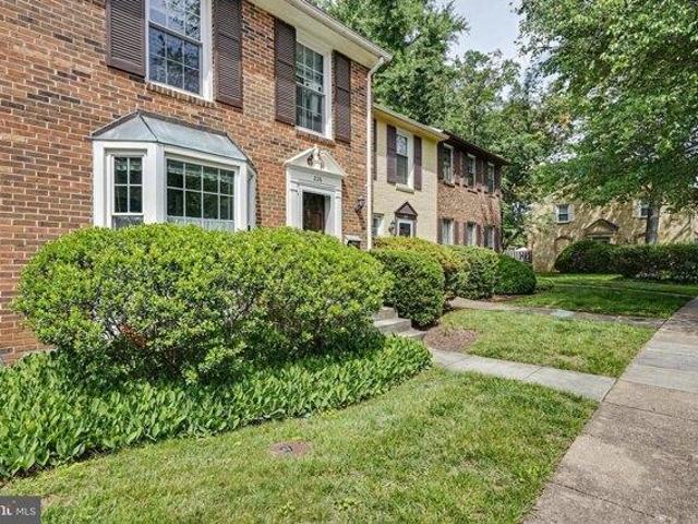 house with 3 bedroom, Vienna VA ES104899237