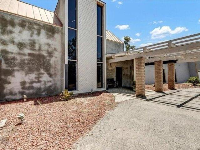 house with 3 bedroom, Visalia CA DS89750560