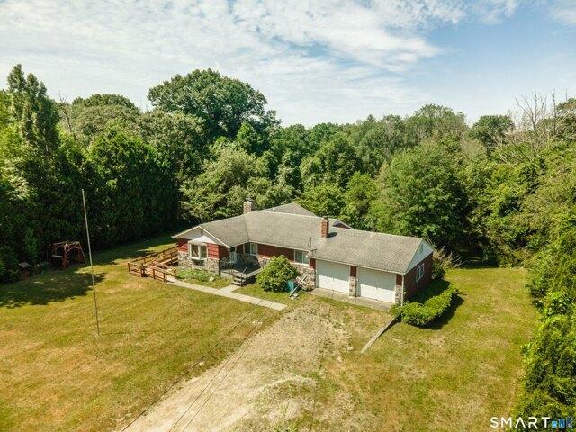 house with 3 bedroom, Voluntown CT ES104762197