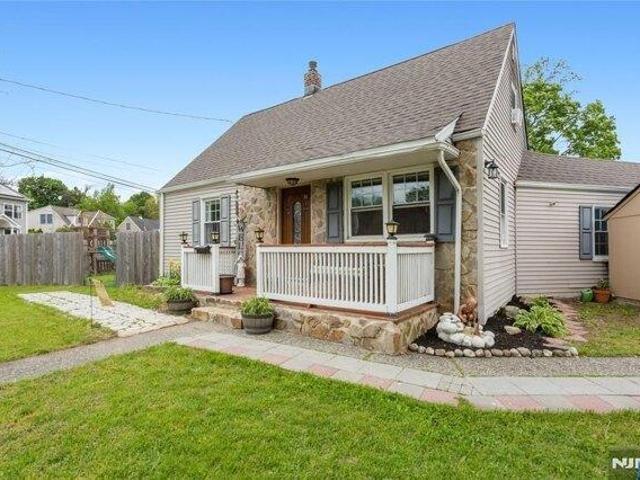 house with 3 bedroom, Wanaque NJ DS102475566