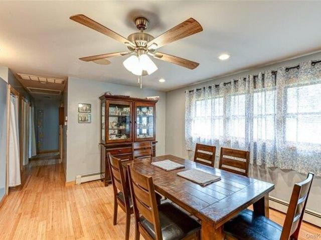 house with 3 bedroom, Wading River NY ES103621268