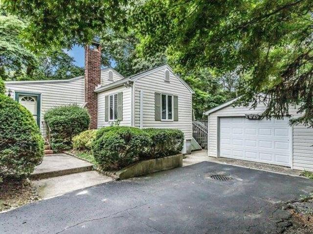 house with 3 bedroom, Wading River NY ES105290955