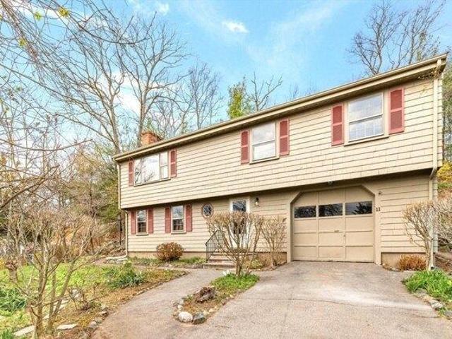 house with 3 bedroom, Wakefield MA DLS101604111