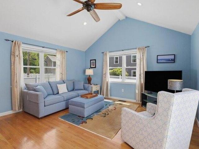 house with 3 bedroom, Wakefield MA ES103967024
