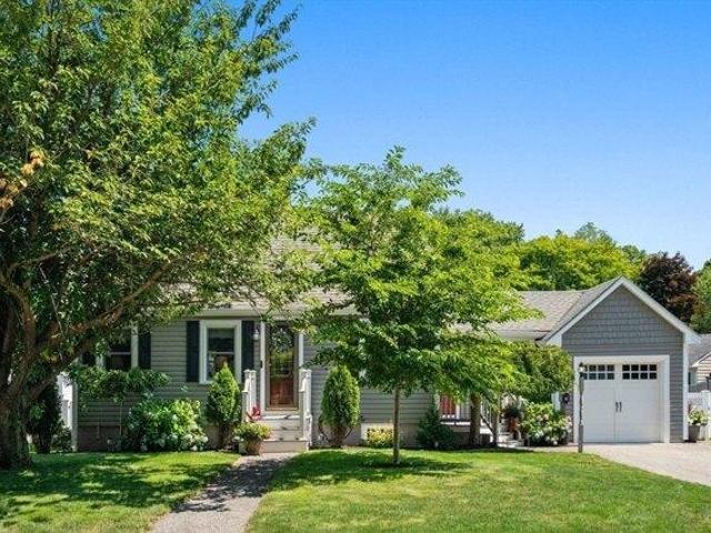 house with 3 bedroom, Wakefield MA ES104687822