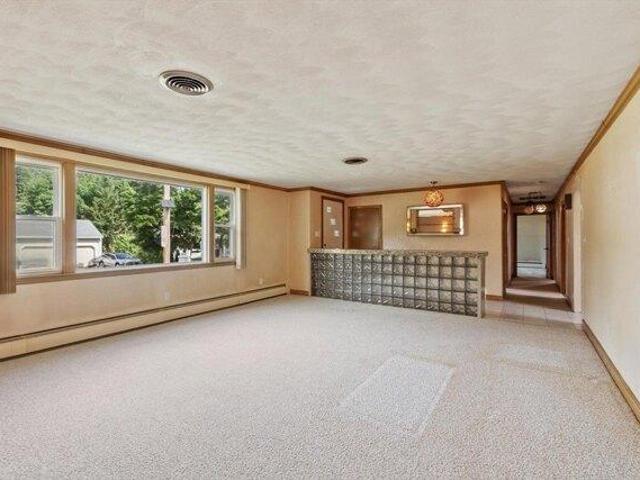 house with 3 bedroom, Wakefield MA ES104716321
