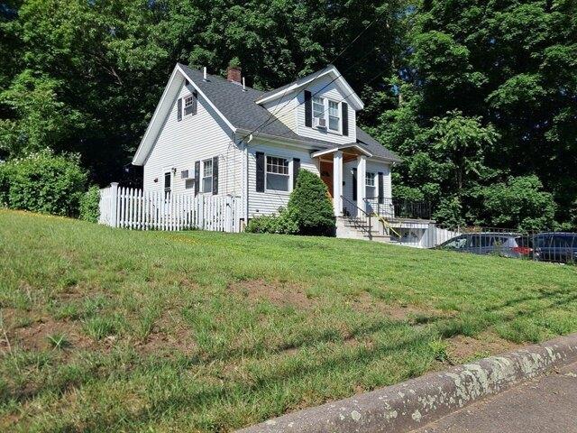 house with 3 bedroom, Wakefield MA ES104375478