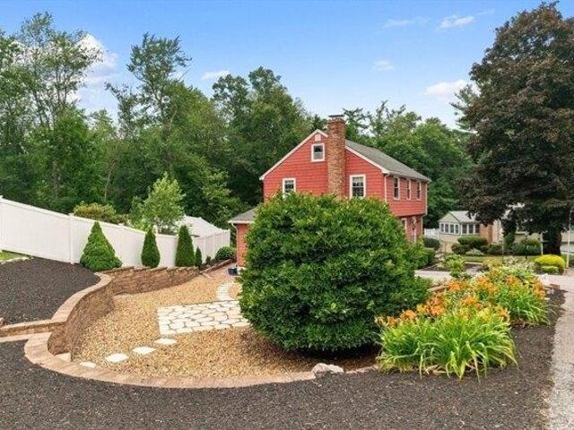 house with 3 bedroom, Wakefield MA ES105175706
