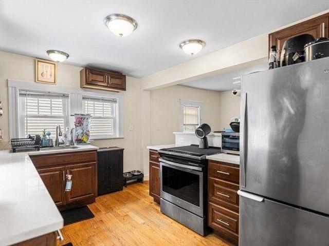 house with 3 bedroom, Waltham MA ES105205653