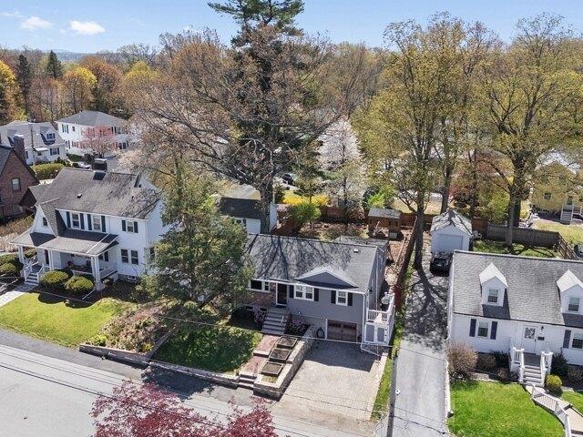 house with 3 bedroom, Waltham MA ES103663139