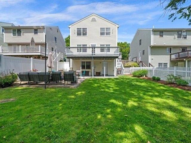 house with 3 bedroom, Waltham MA ES103888143