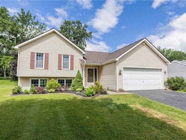 house with 3 bedroom, Walworth NY DS103623893