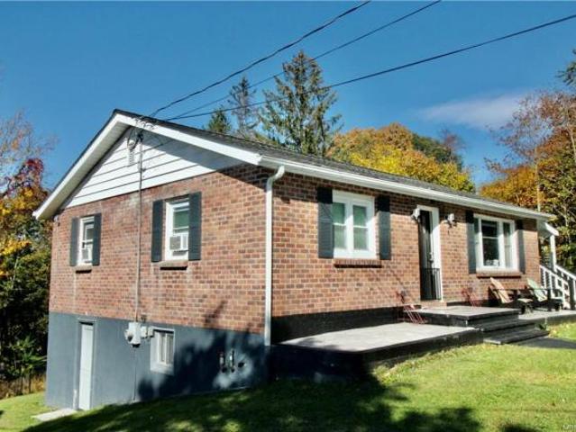 house with 3 bedroom, Walden NY DS72692291