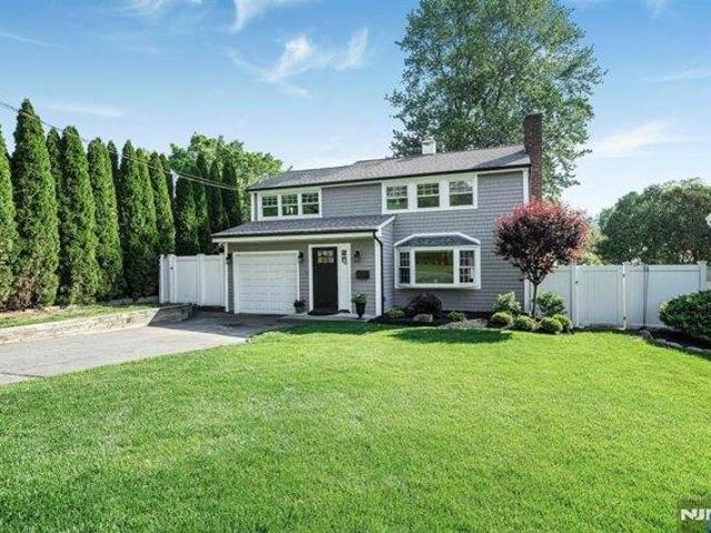 house with 3 bedroom, Waldwick NJ DS102778069