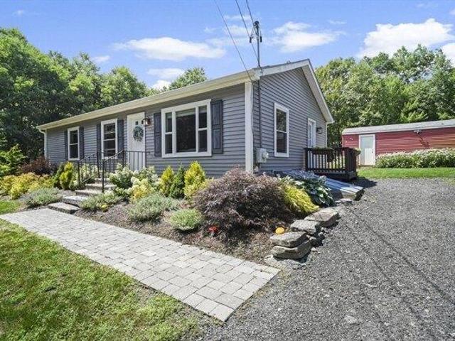 house with 3 bedroom, Wales MA ES105095614