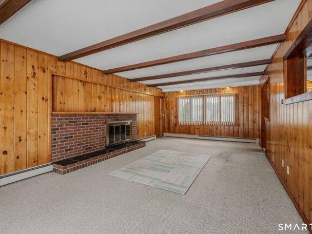 house with 3 bedroom, Wallingford CT DLS100788604