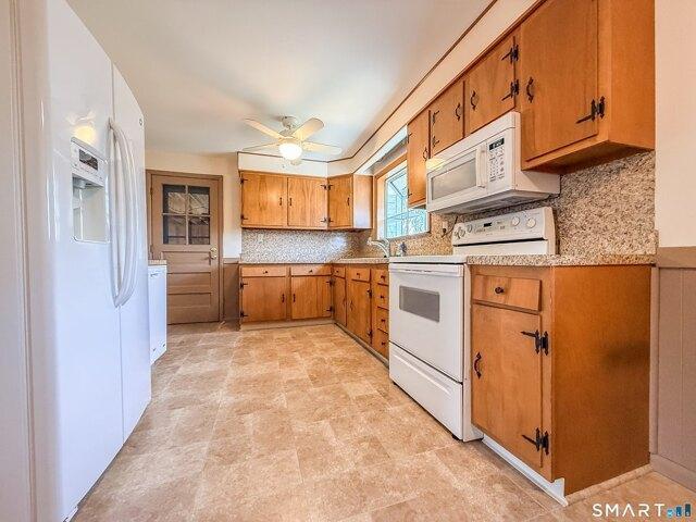 house with 3 bedroom, Wallingford CT DLS100102235