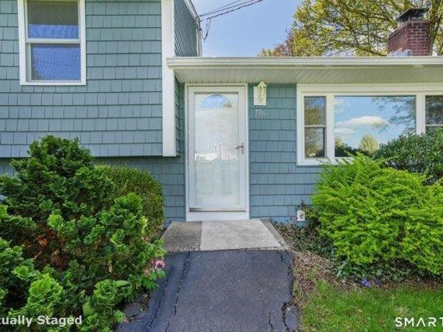 house with 3 bedroom, Wallingford CT DLS102559700
