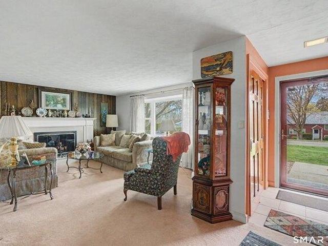 house with 3 bedroom, Wallingford CT DS102530937