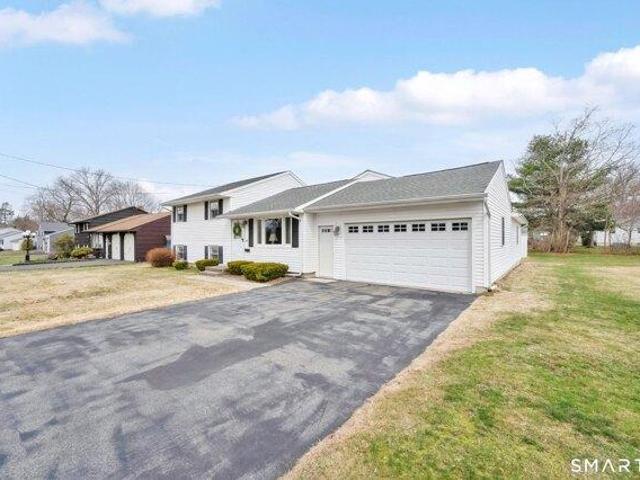 house with 3 bedroom, Wallingford CT DS102729245