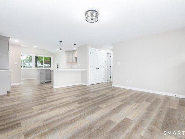 house with 3 bedroom, Wallingford CT ES104151746