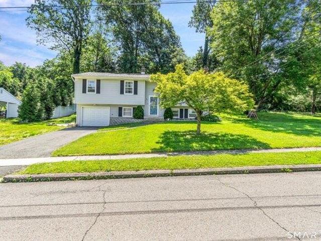 house with 3 bedroom, Wallingford CT ES104152724