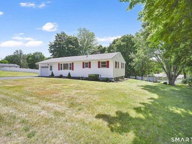 house with 3 bedroom, Wallingford CT ES104233302