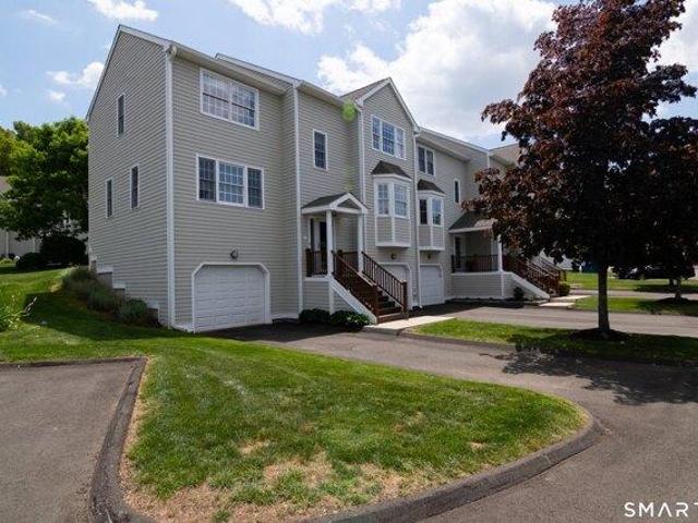 house with 3 bedroom, Wallingford CT ES104477701
