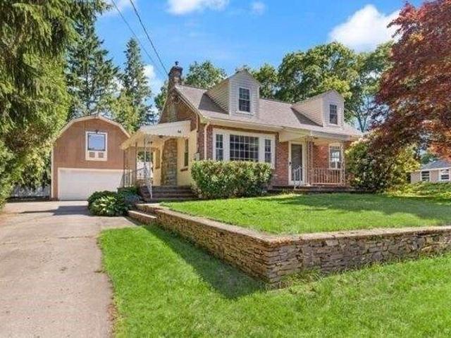 house with 3 bedroom, Walpole MA DS104232564