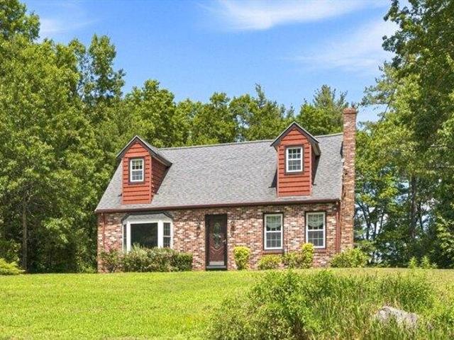 house with 3 bedroom, Walpole MA DS104233944