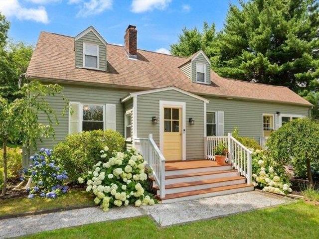 house with 3 bedroom, Walpole MA DS104405627