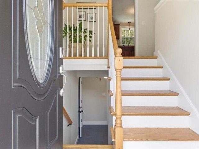 house with 3 bedroom, Walpole MA DS102633693