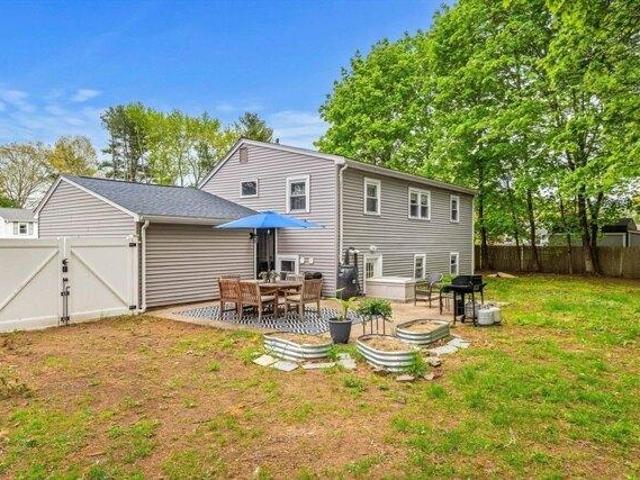 house with 3 bedroom, Walpole MA DS103221466