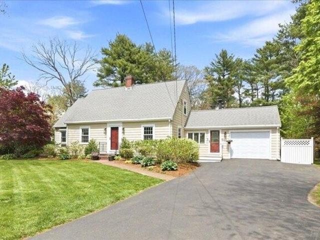 house with 3 bedroom, Walpole MA ES104298051