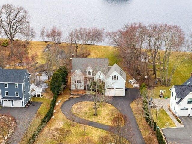house with 3 bedroom, Walpole MA ES104299667