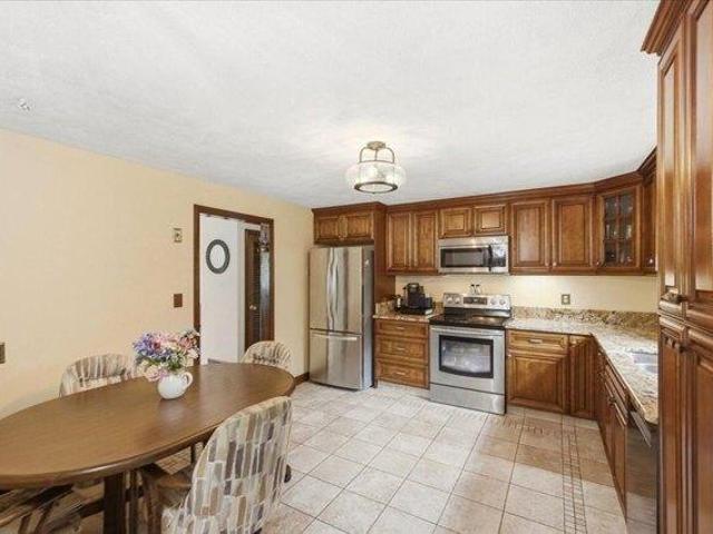 house with 3 bedroom, Walpole MA ES104788076