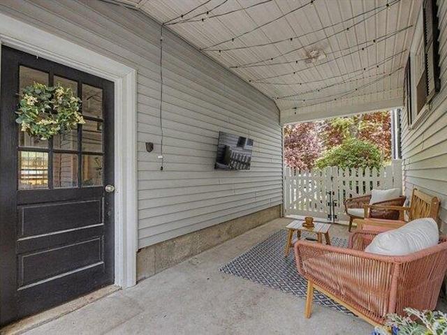 house with 3 bedroom, Walpole MA ES103885036