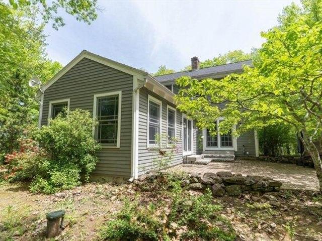 house with 3 bedroom, Warwick MA DLS102799731