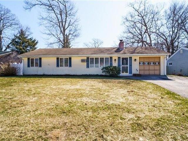 house with 3 bedroom, Warwick RI DLS102369865
