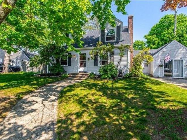 house with 3 bedroom, Warwick RI DLS103073255