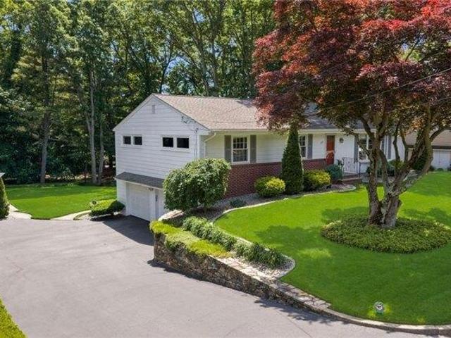 house with 3 bedroom, Warwick RI DS104042335