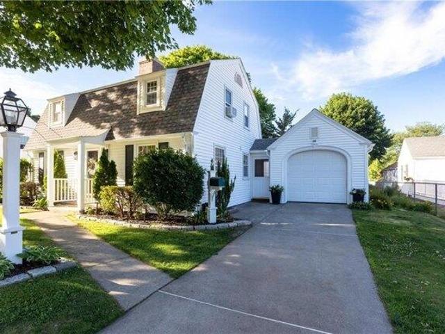 house with 3 bedroom, Warwick RI DS104114330