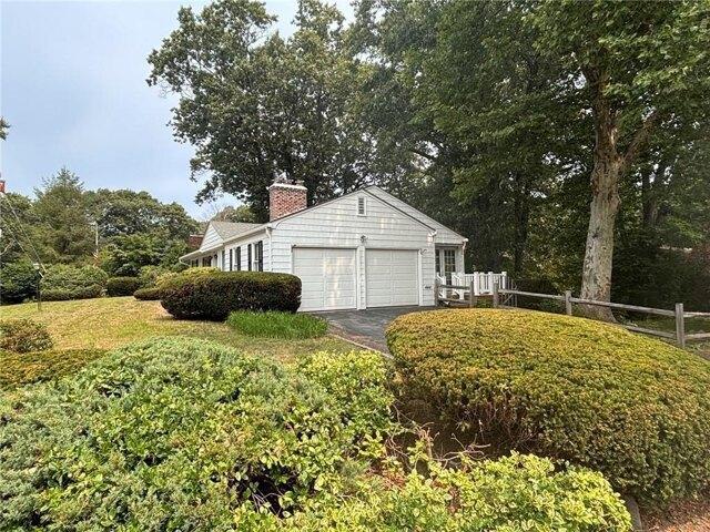 house with 3 bedroom, Warwick RI DS104233374
